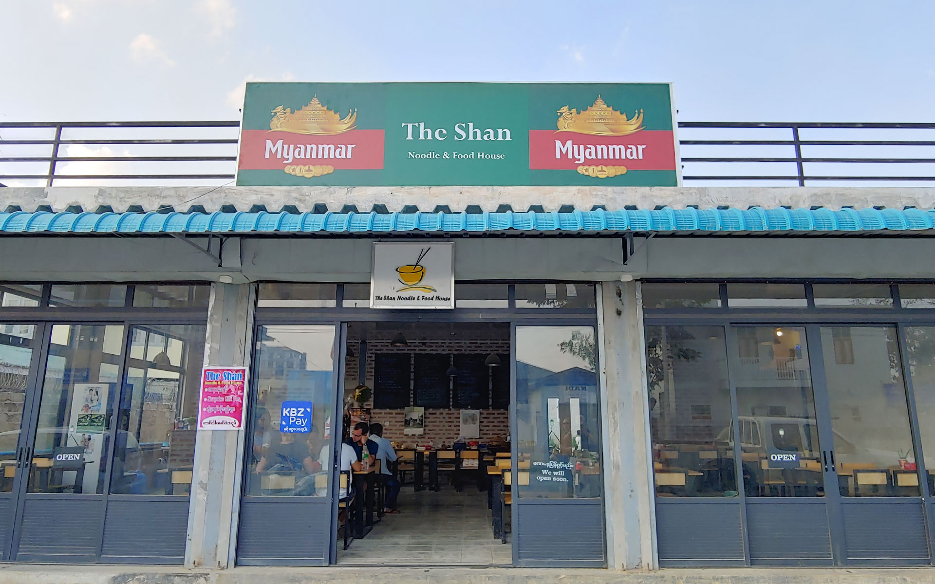 Nightlife In Inle Lake | Myanmar Travel